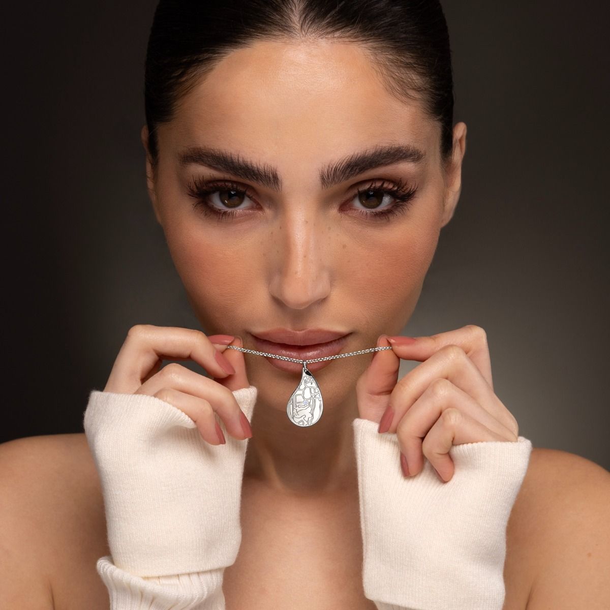 Threads Of Life Engraved Map Necklace in 14 Karat White Gold – Best ...